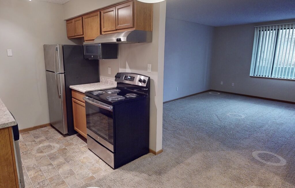 Old Cheney Place by Broadmoor - Apartments in Lincoln NE - Broadmoor